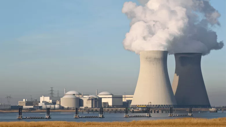 Nuclear Comeback? DOE Fast-Tracks New Reactors | The Driller